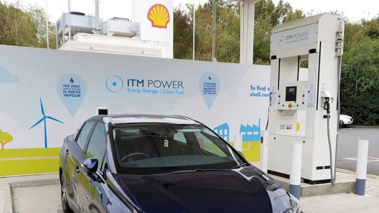 Opening of Hydrogen Refuelling Station at Gatwick Airport | ITM Power
